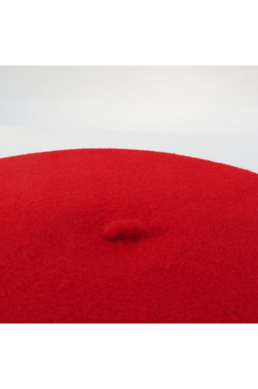 Béret rouge rétro
